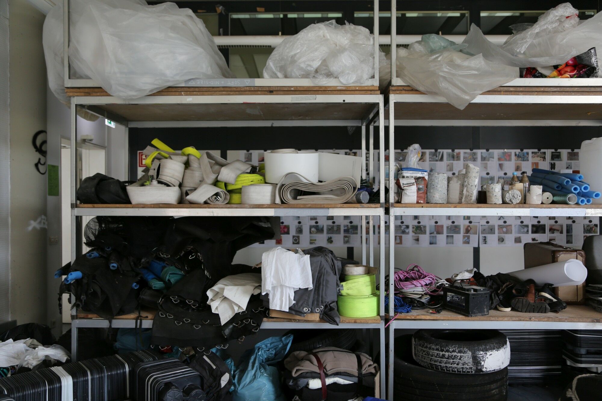 Architektur aus der Tonne: Studio Trash as Treasure - News - BauNetz CAMPUS
